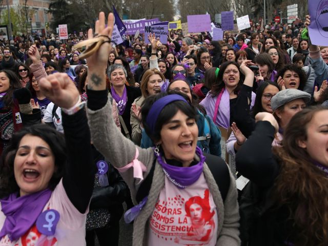Mujeres marchan en el mundo por la igualdad de derechos - Dulce Patria